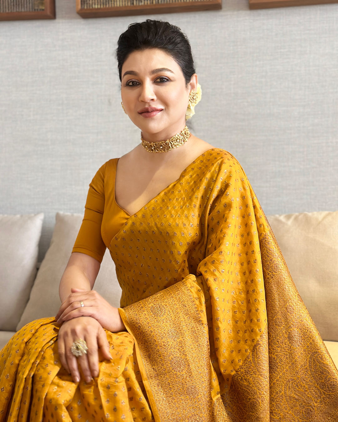 Saarang Sarees- Saarang Sarees- Kolkata