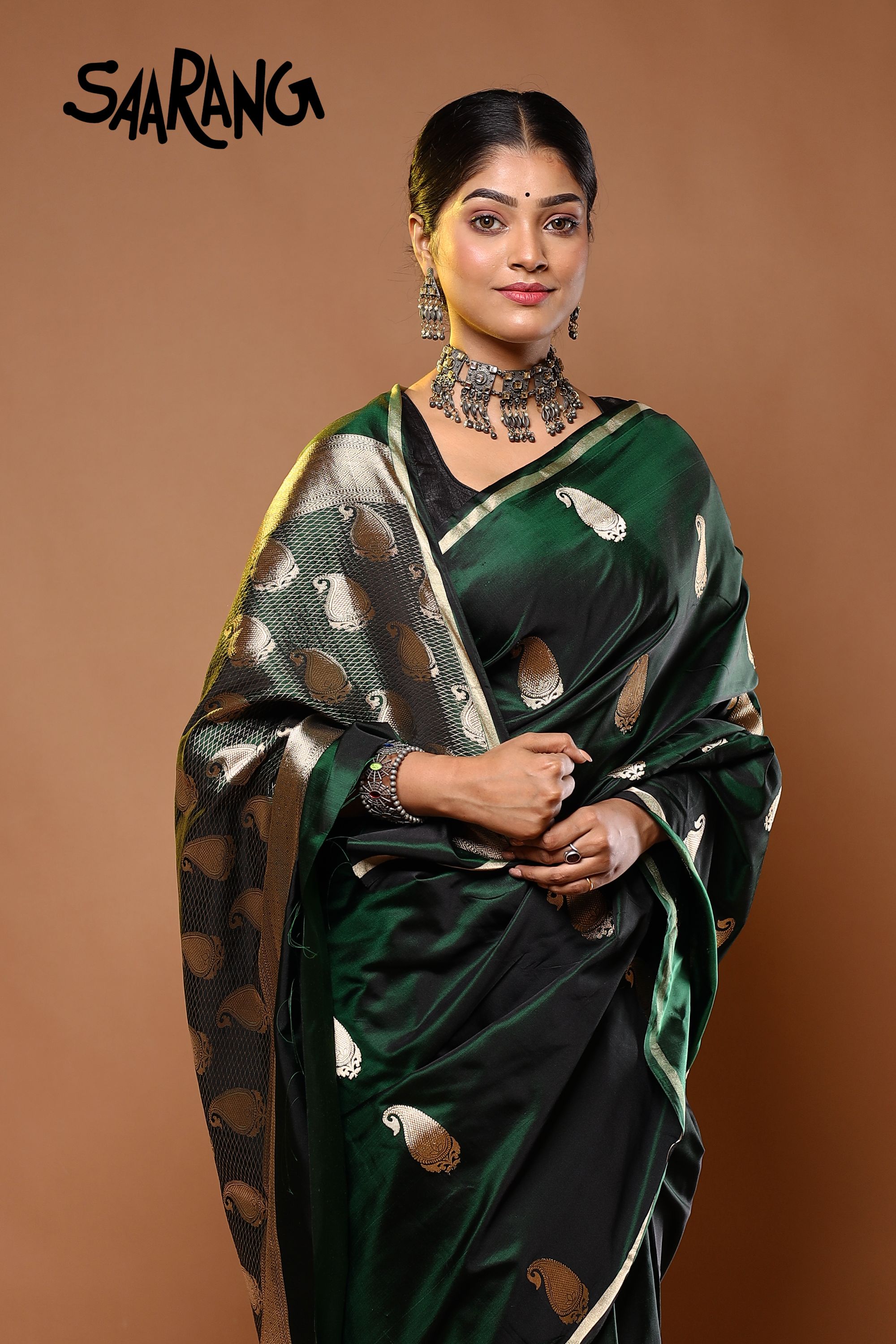 Saarang Sarees- Saarang Sarees- Kolkata